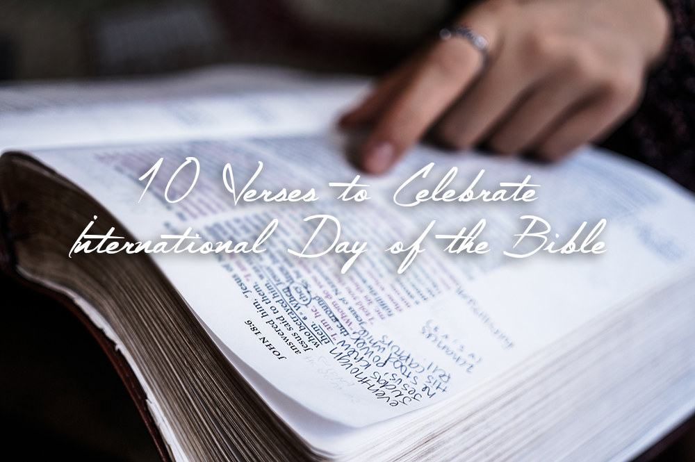 10 Verses to Celebrate International Day of the Bible – orangeowldiaries